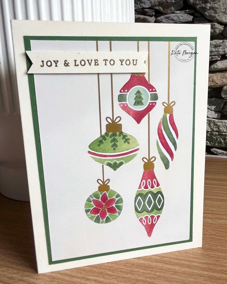 Heart of Christmas Week 17: A Little Bit Festive Quick cards ...